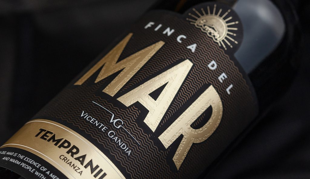 Label design for Finca del Mar wines : Pixelarte